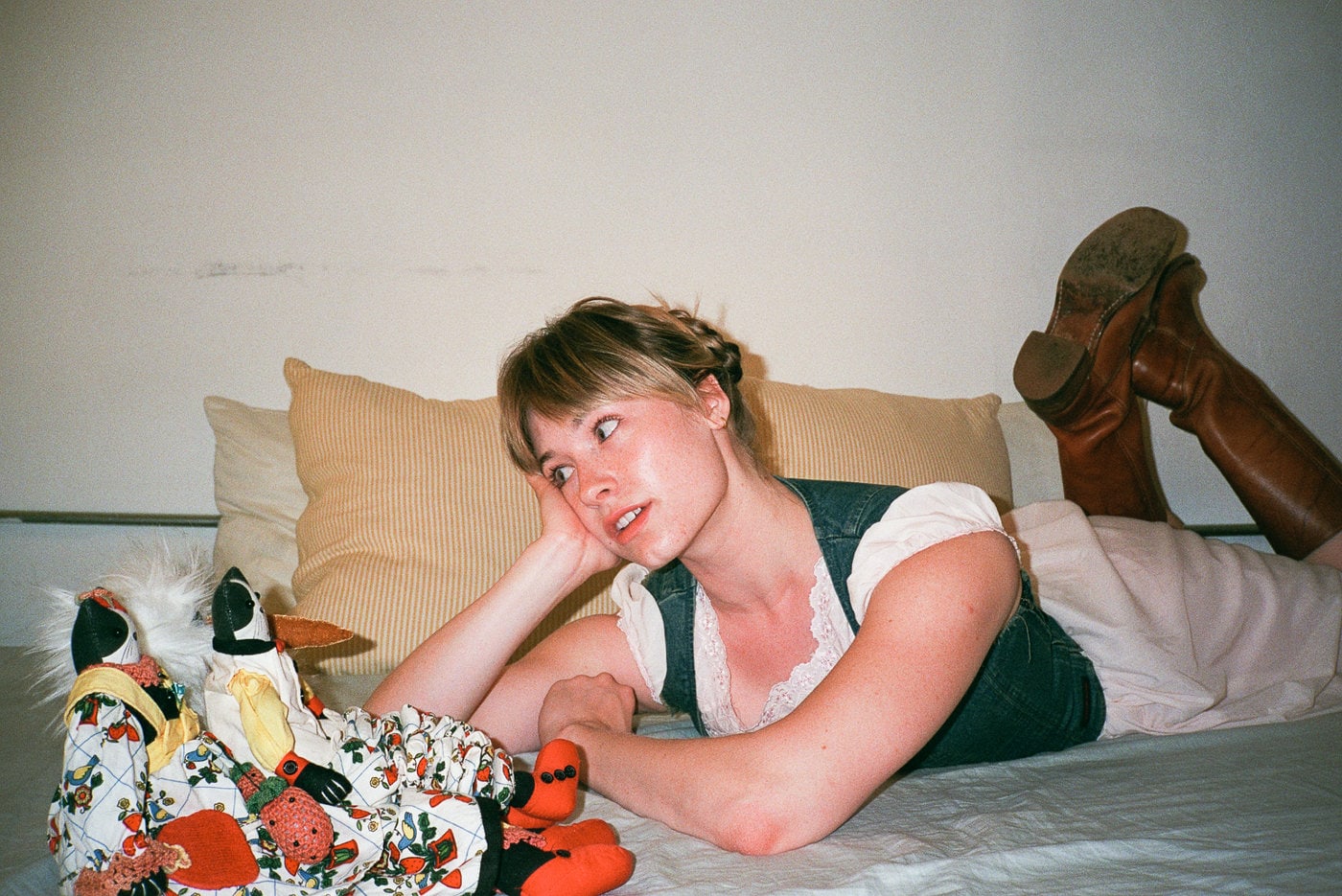 KZSC Interviews Kate Bollinger - Music News | KZSC Santa Cruz